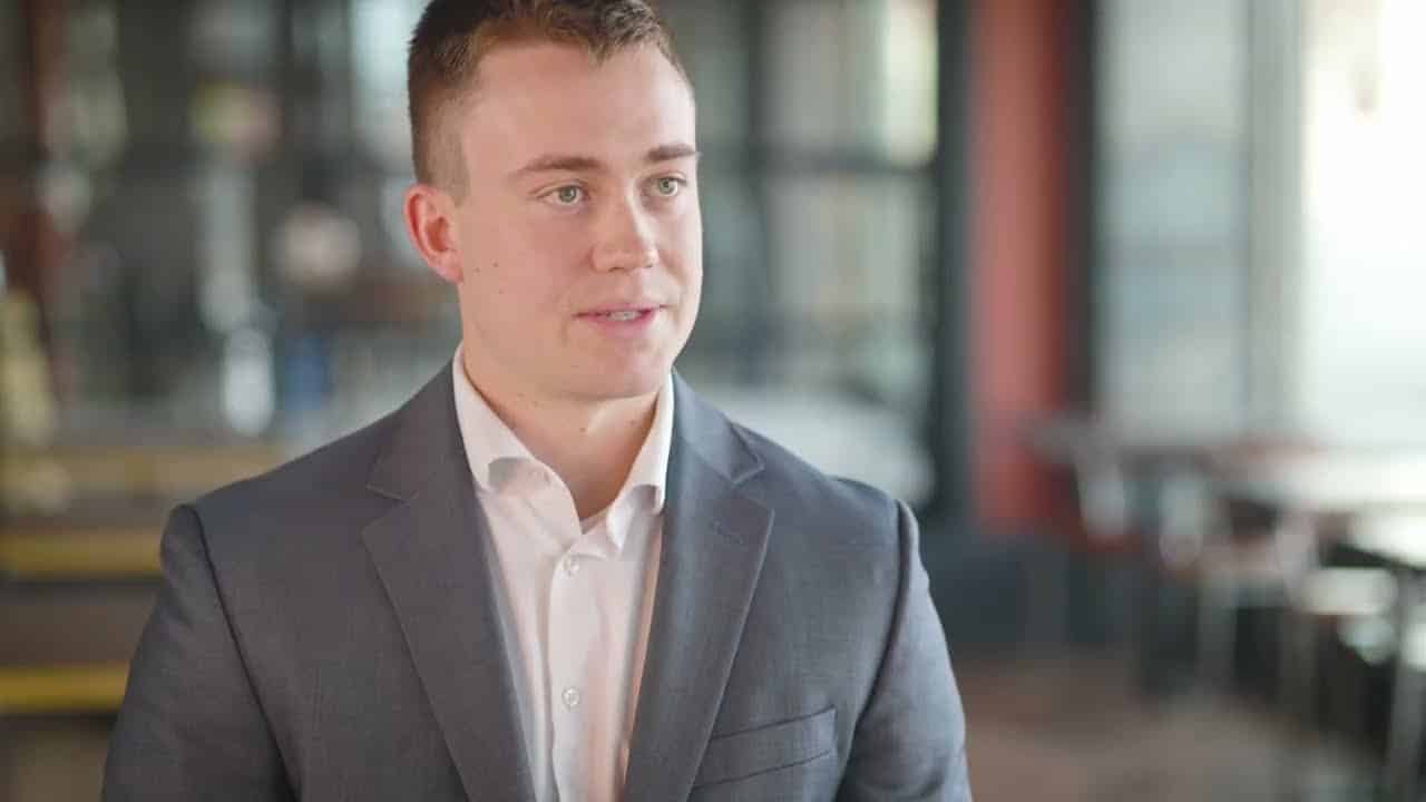 Alex Faust - FOX Sports Broadcaster Named Lead NHL Commentator For 2025 ...